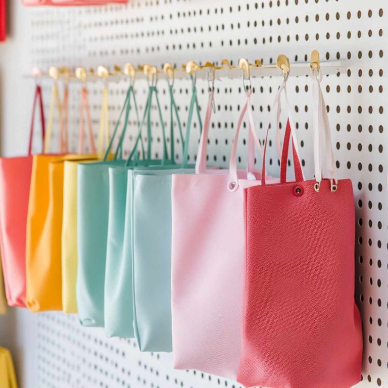 25 Reusable Bag Storage Ideas to Declutter Your Home