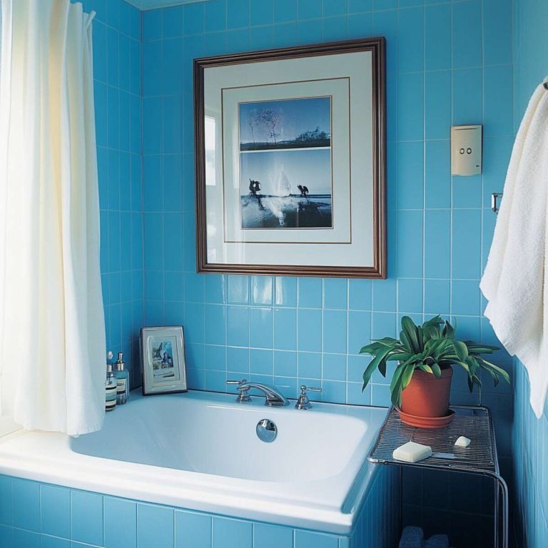 20 Genius Small Bathroom Wall Decor Ideas!