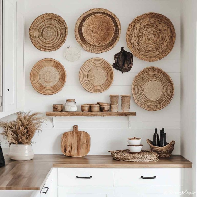 21 Budget-Friendly Kitchen Wall Decor Ideas You’ll Love