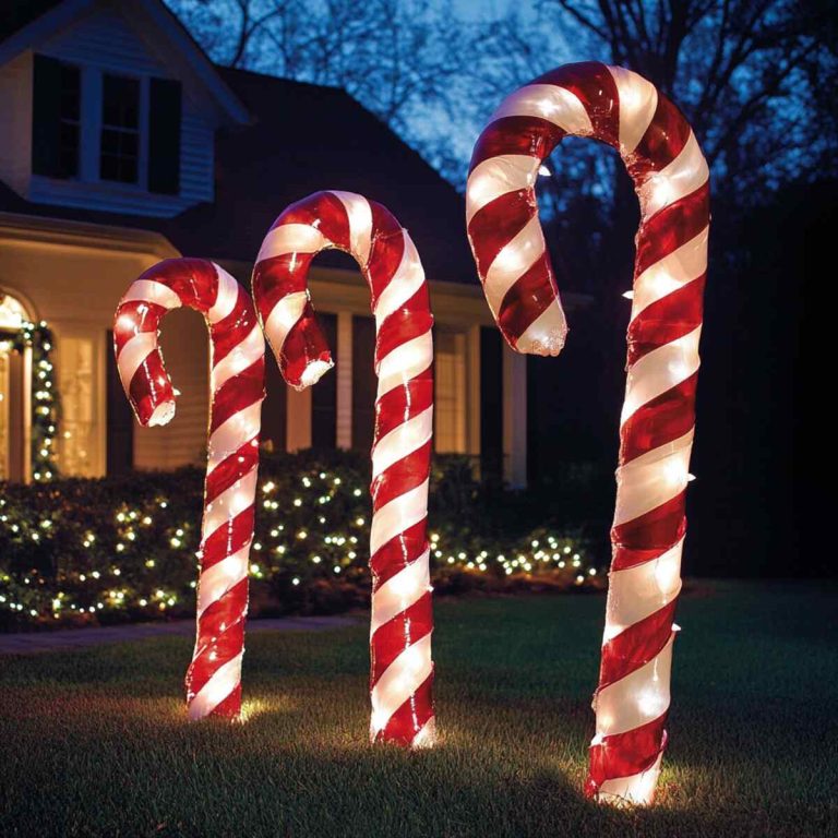 23 Festive and Fun Outdoor Christmas Decor Ideas You’ll Love