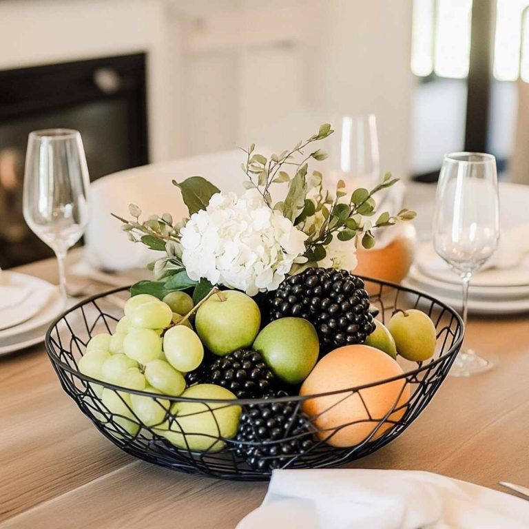 20 Black Dining Table Decor Ideas That Will Impress Your Guests