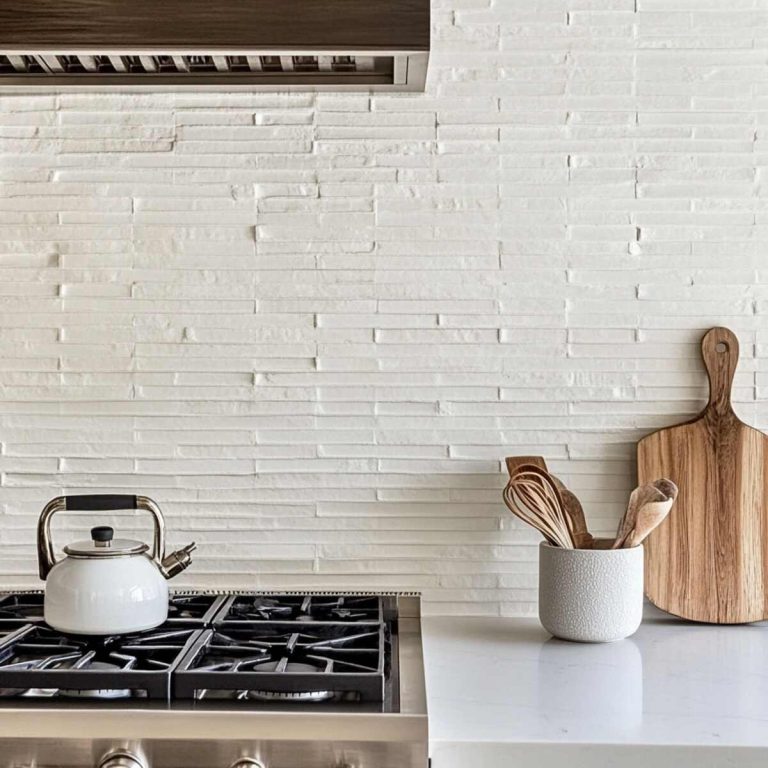 21 White Kitchen Backsplash Ideas to Light Up Your Kitchen