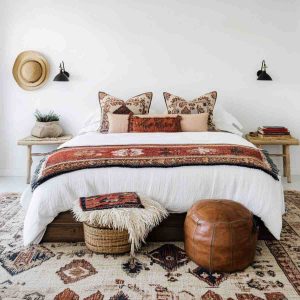 19 Simple Accent Rug Layering Ideas for Bedrooms
