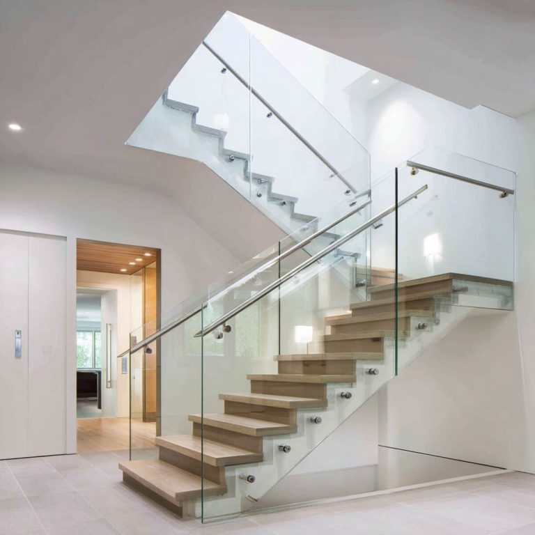 19 Brilliant Glass Stair Railing Ideas That Make Any Home Look Bigger
