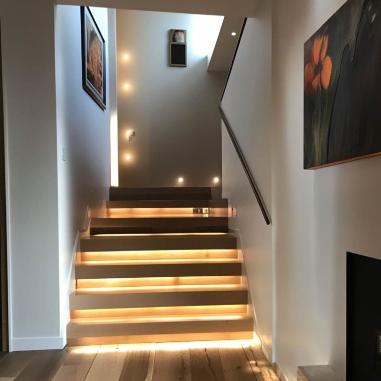19 Stunning Staircase Gallery Lighting Ideas You’ll Wish You Tried Sooner