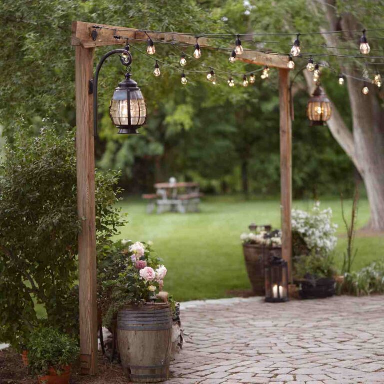 Cool String Light Pole Ideas Gallery