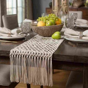23 Easy Table Runner Layering Ideas That Wow Guests