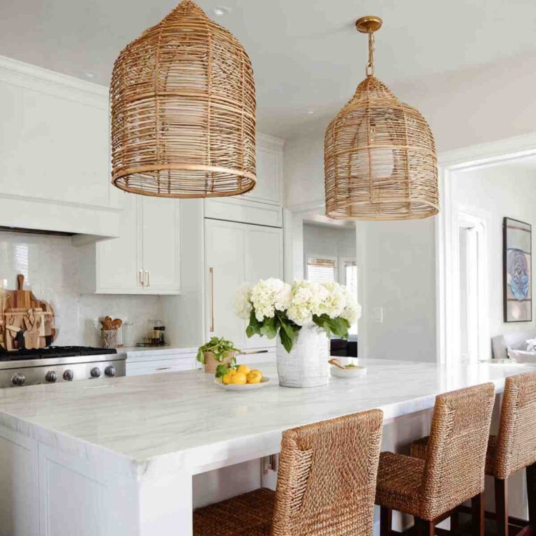 25 Kitchen Peninsula Lighting Ideas You’ll Love