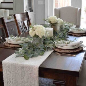 23 Easy Table Runner Layering Ideas That Wow Guests